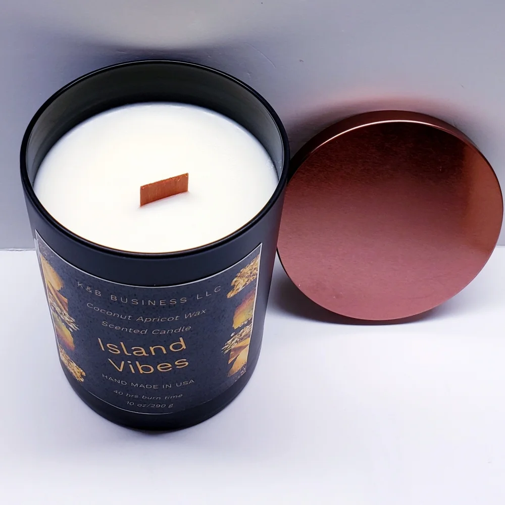Handmade | Accents | Island Vibes Coconut Apricot Scented Candle With A ...